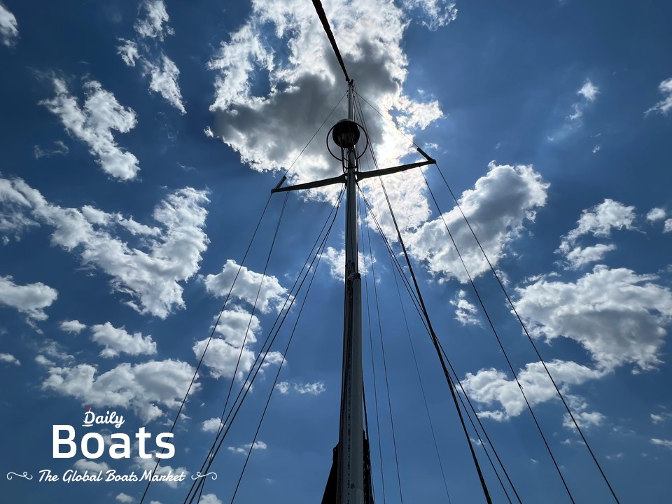 1985 Pearson 422 for sale. View price, photos and Buy 1985 Pearson 422 ...