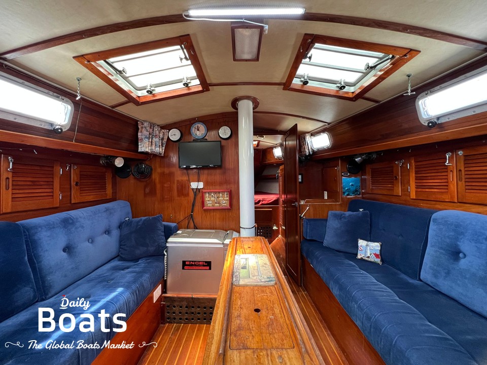 1985 Pearson 422 for sale. View price, photos and Buy 1985 Pearson 422 ...