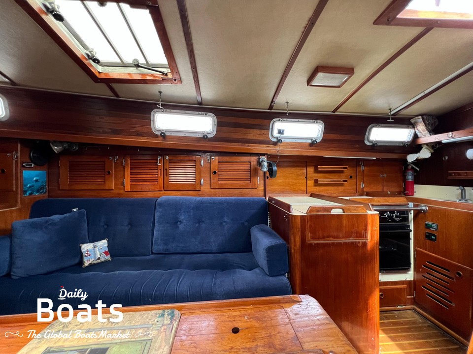 1985 Pearson 422 for sale. View price, photos and Buy 1985 Pearson 422 ...