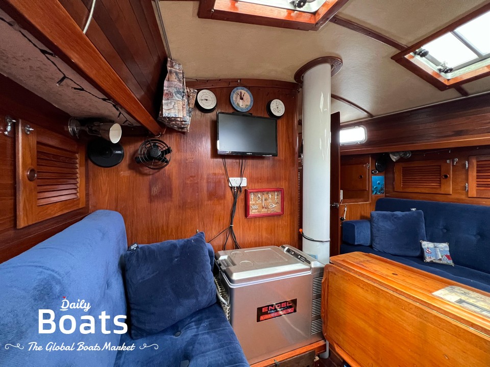 1985 Pearson 422 for sale. View price, photos and Buy 1985 Pearson 422 ...