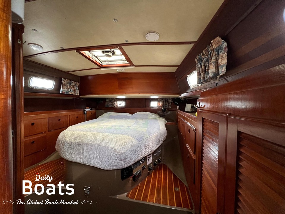 1985 Pearson 422 for sale. View price, photos and Buy 1985 Pearson 422 ...