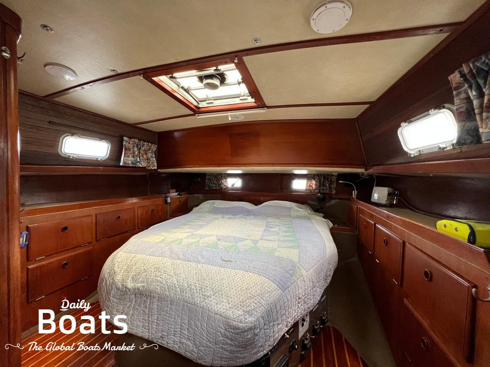 1985 Pearson 422 for sale. View price, photos and Buy 1985 Pearson 422 ...