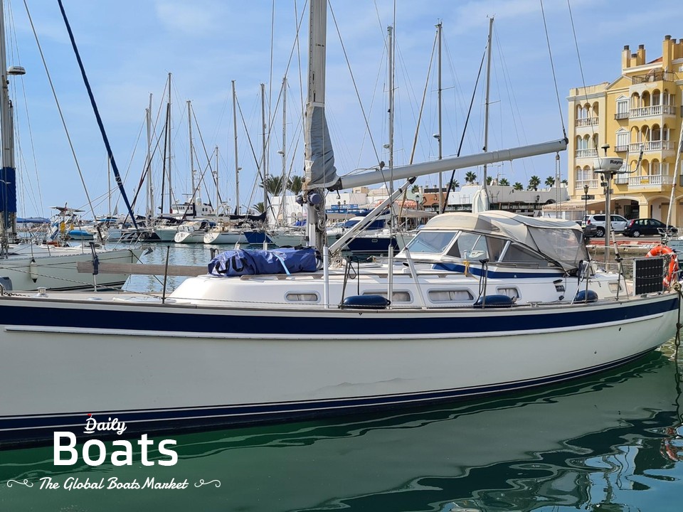 2005 Hallberg-Rassy 40 for sale. View price, photos and Buy 2005 ...