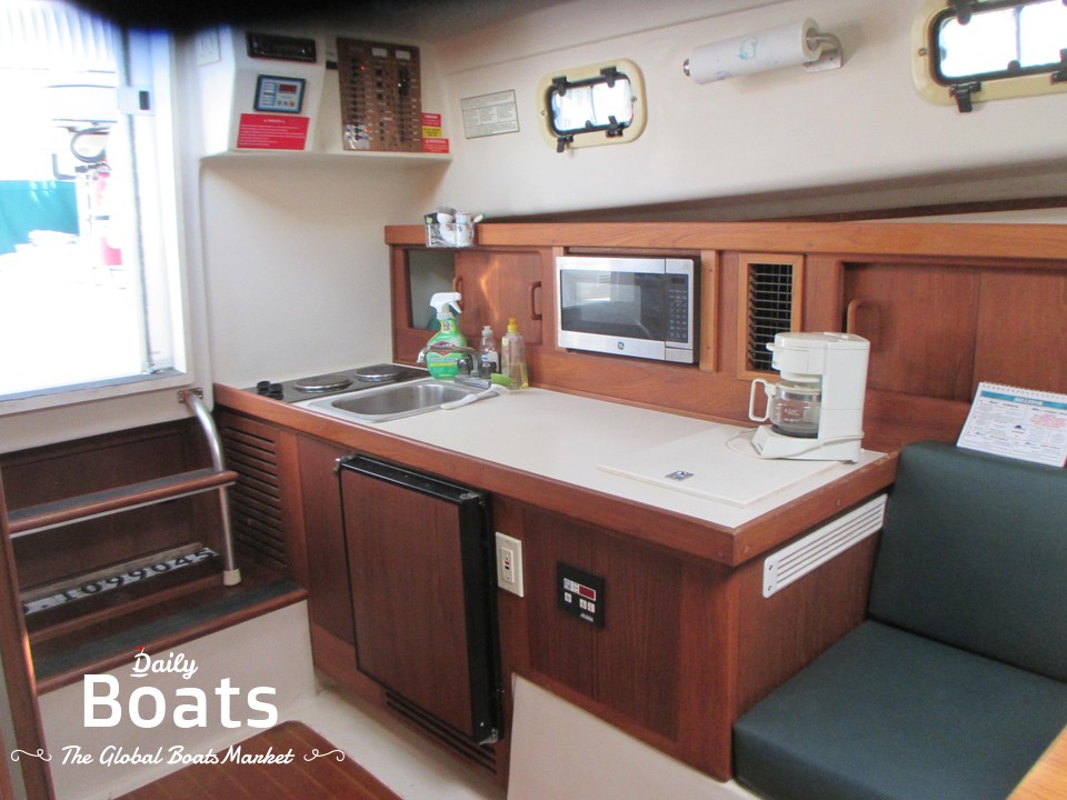 2000 Mainship 30 Pilot for sale. View price, photos and Buy 2000 ...