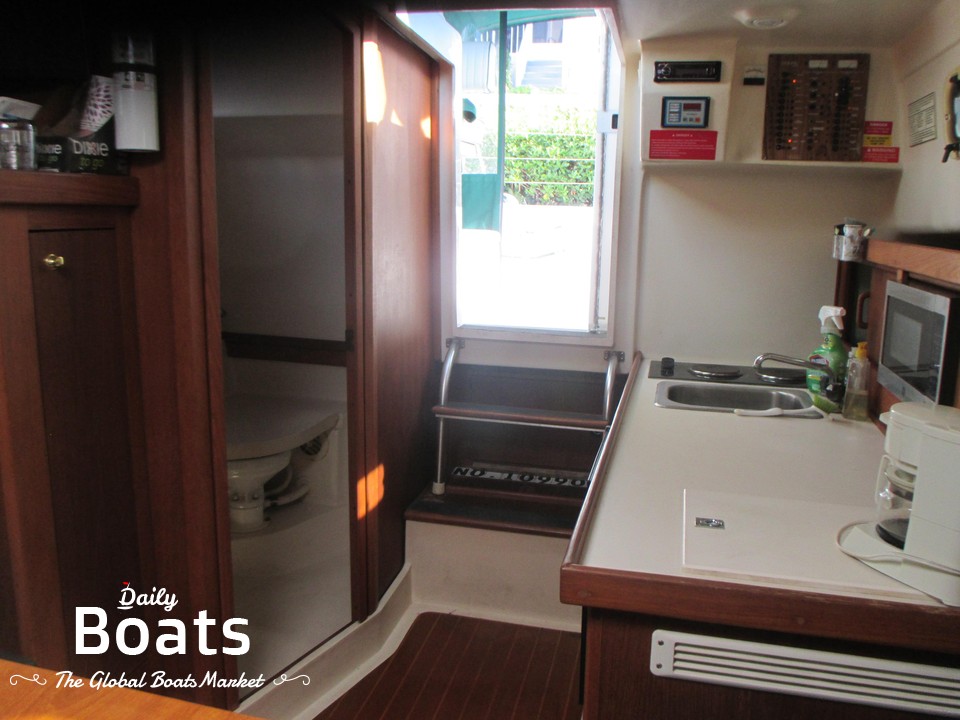 2000 Mainship 30 Pilot for sale. View price, photos and Buy 2000 ...