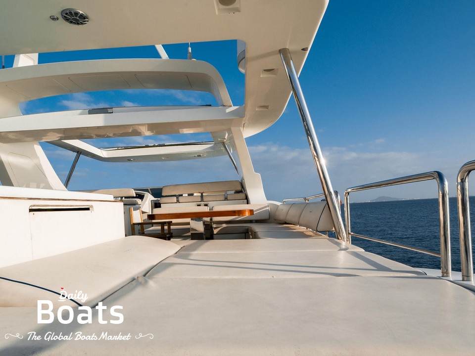 2007 Azimut 105 for sale. View price, photos and Buy 2007 Azimut 105 ...