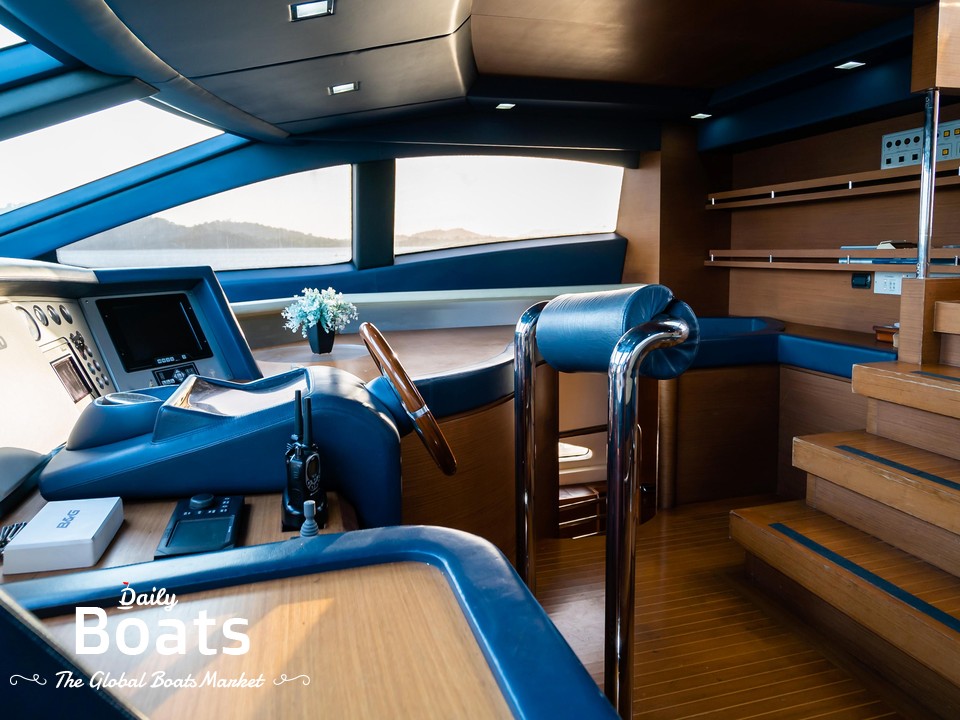 2007 Azimut 105 for sale. View price, photos and Buy 2007 Azimut 105 ...