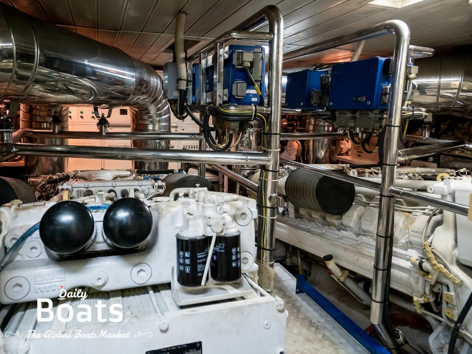 2007 Azimut 105 for sale. View price, photos and Buy 2007 Azimut 105 ...