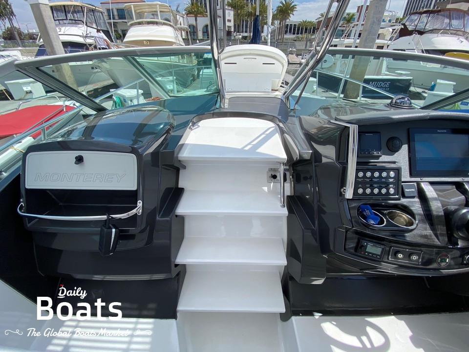 2019 Monterey 335 Sport Yacht for sale. View price, photos and Buy 2019 ...