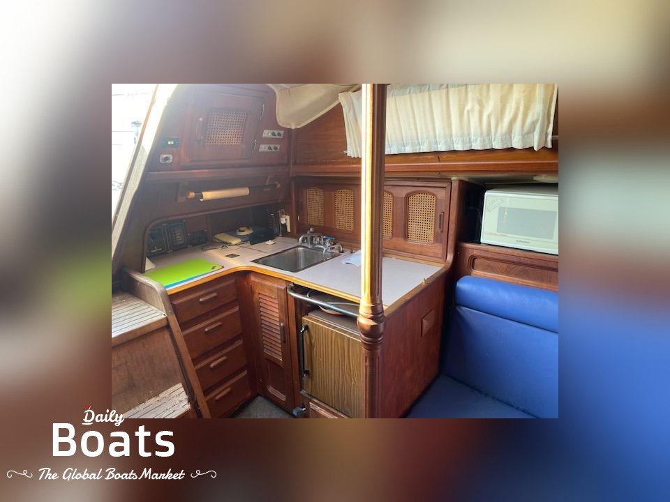 1978 Islander 32-2 for sale. View price, photos and Buy 1978 Islander ...