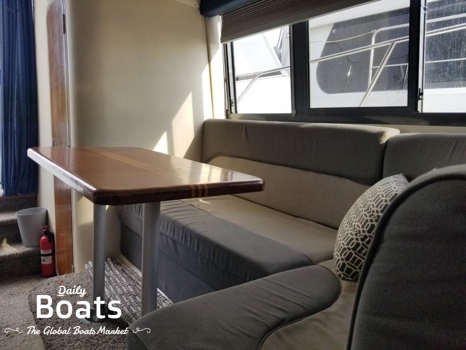 1996 Carver 320 Voyager for sale. View price, photos and Buy 1996 ...