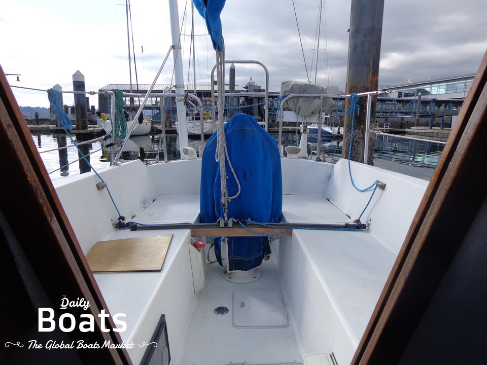 1976 CAL 29' Aux Masthead Sloop for sale. View price, photos and Buy ...