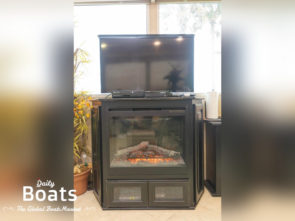 2016 Destination Yachts Houseboat for sale. View price, photos and Buy ...