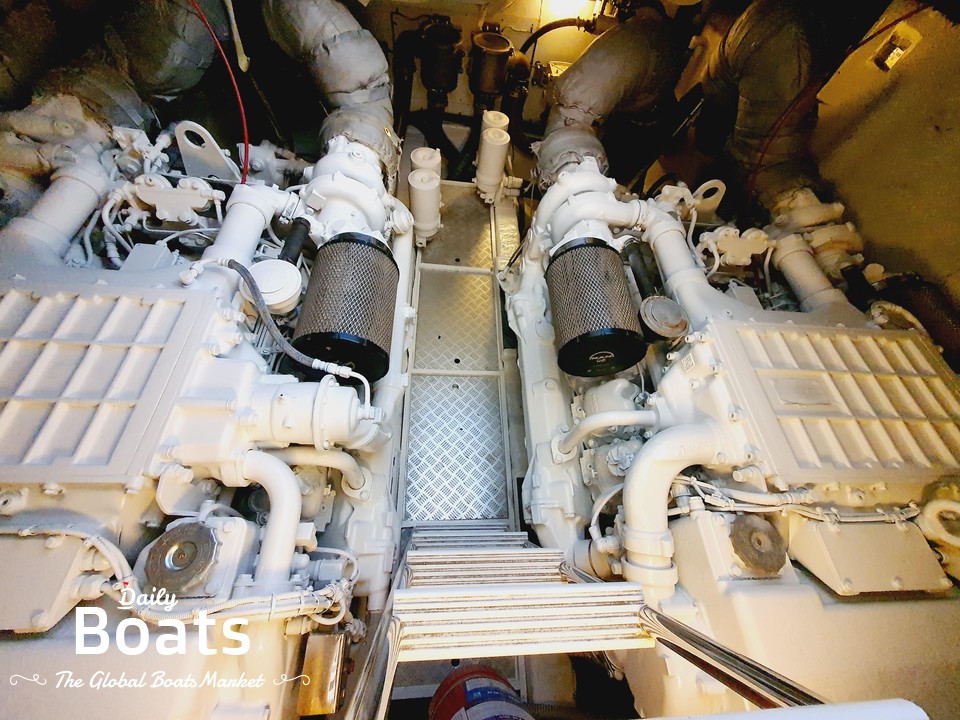 2004 Princess V58 for sale. View price, photos and Buy 2004 Princess ...
