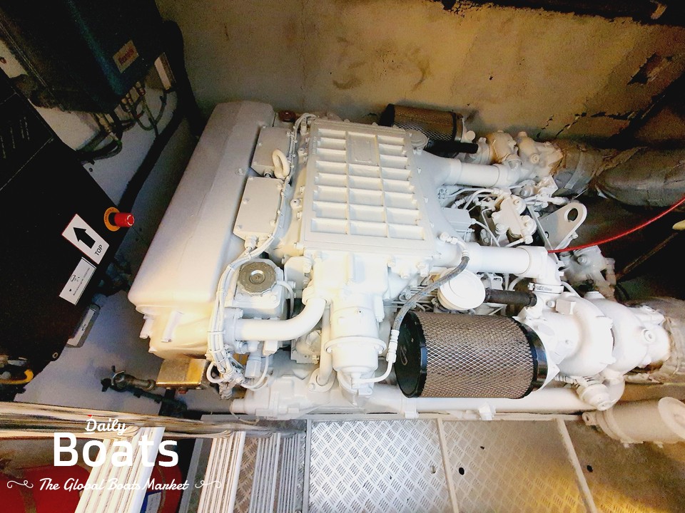 2004 Princess V58 for sale. View price, photos and Buy 2004 Princess ...