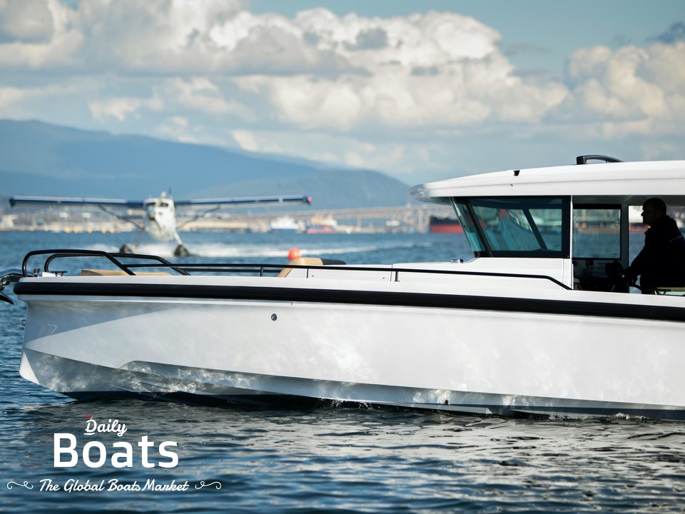 2022 Axopar 37 Xc Cross Cabin for sale. View price, photos and Buy 2022 ...