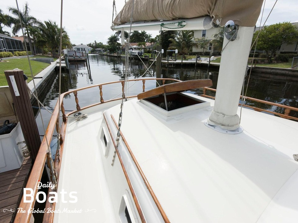 1976 Gulfstar 52 Independence Motorsailer for sale. View price, photos ...
