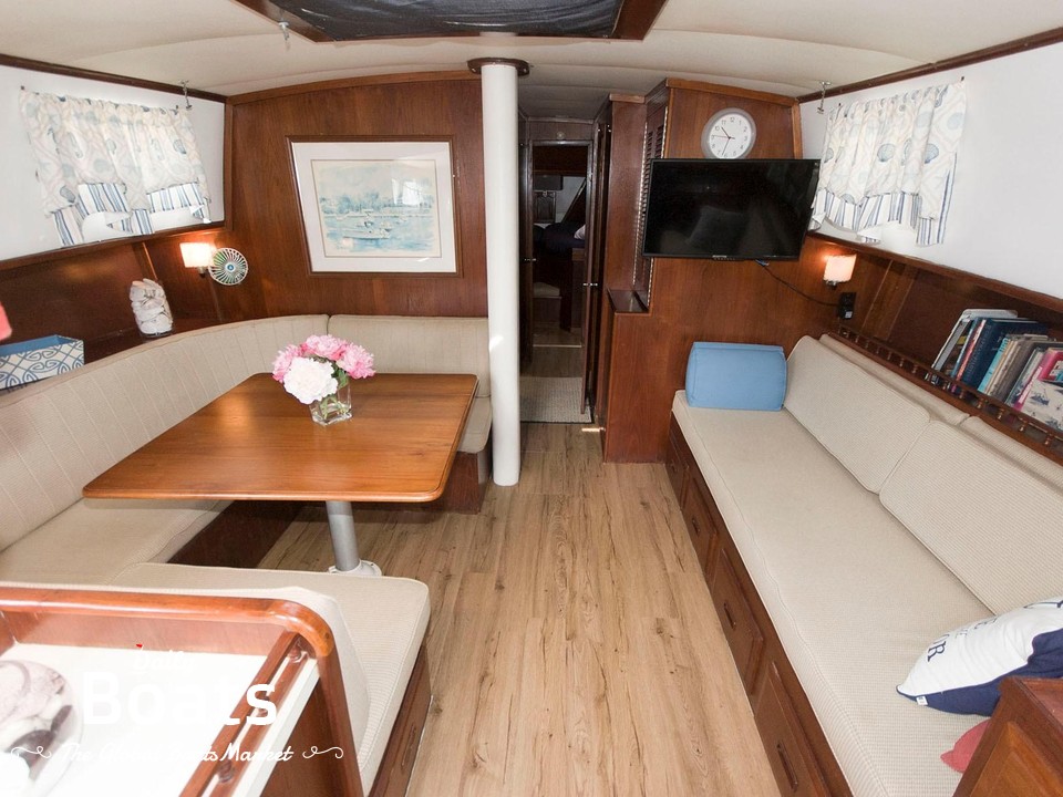 1976 Gulfstar 52 Independence Motorsailer for sale. View price, photos ...
