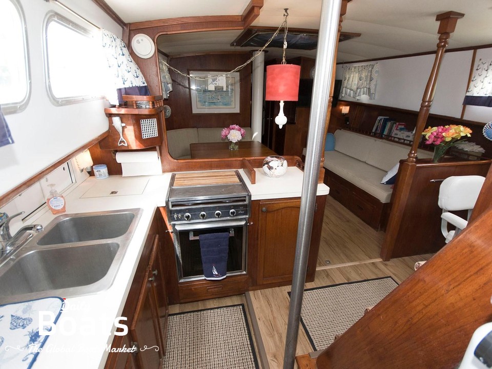 1976 Gulfstar 52 Independence Motorsailer for sale. View price, photos ...