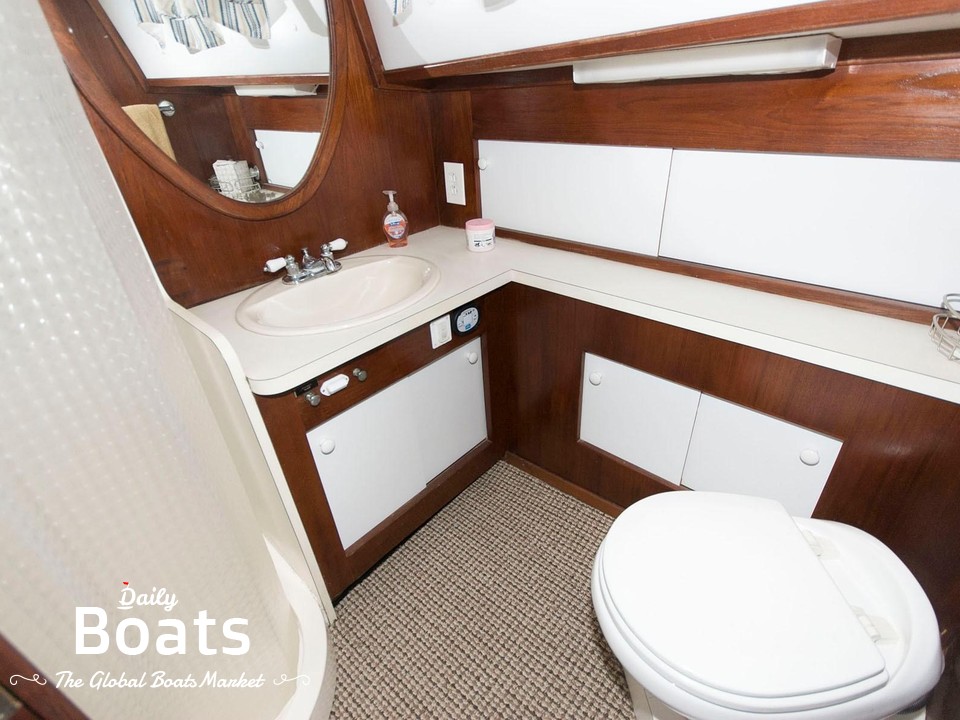 1976 Gulfstar 52 Independence Motorsailer for sale. View price, photos ...