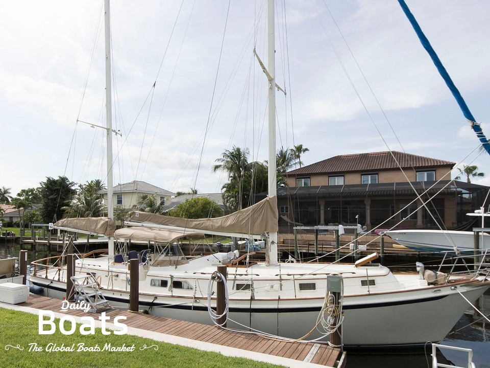 1976 Gulfstar 52 Independence Motorsailer for sale. View price, photos ...