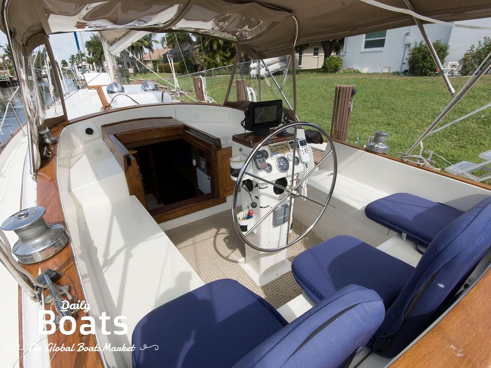 1976 Gulfstar 52 Independence Motorsailer for sale. View price, photos ...