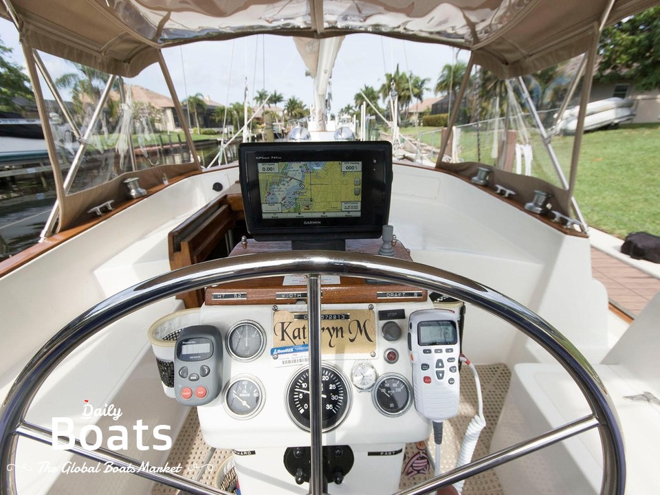 1976 Gulfstar 52 Independence Motorsailer for sale. View price, photos ...