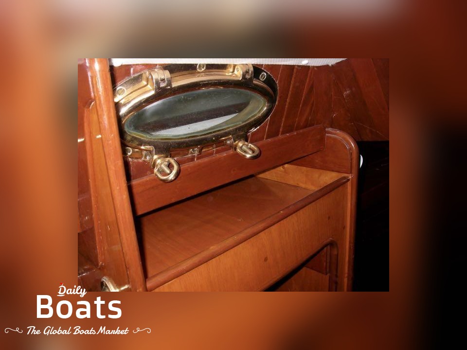 1987 Custom R Class for sale. View price, photos and Buy 1987 Custom R ...