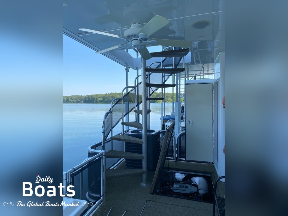 2015 Thoroughbred Houseboat for sale. View price, photos and Buy 2015 ...