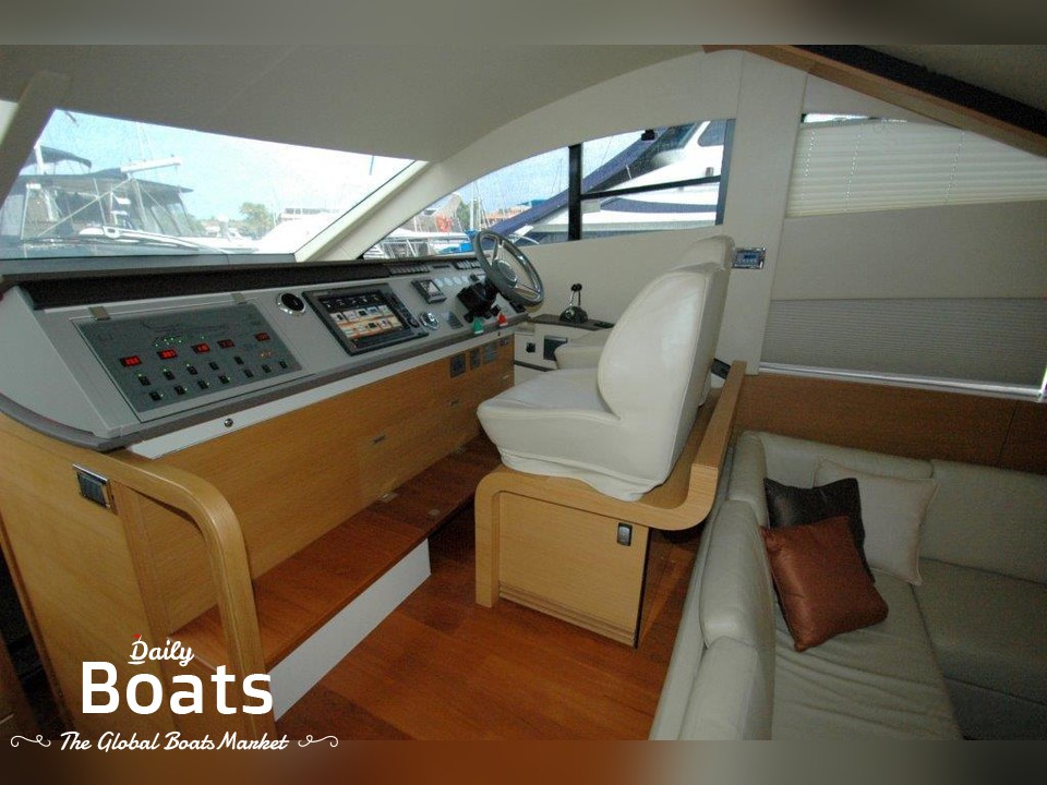 2011 Fairline Phantom 48 for sale. View price, photos and Buy 2011 ...