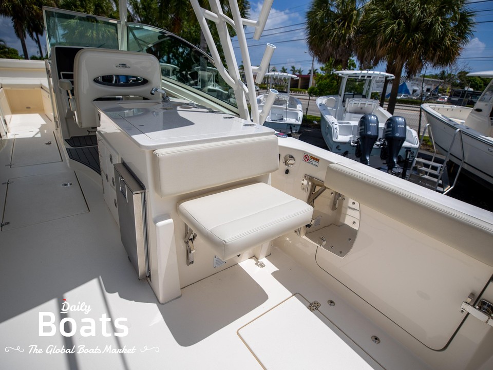 2022 Cobia 330 Dc for sale. View price, photos and Buy 2022 Cobia 330 ...