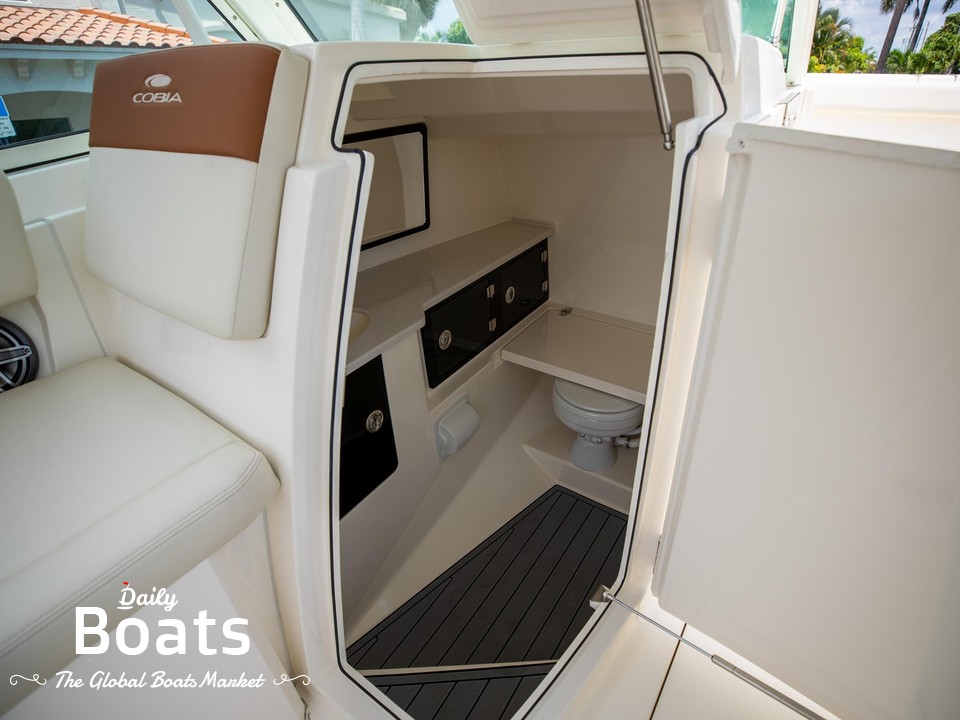 2022 Cobia 330 Dc for sale. View price, photos and Buy 2022 Cobia 330 ...