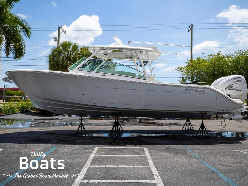 2022 Cobia 330 Dc for sale. View price, photos and Buy 2022 Cobia 330 ...