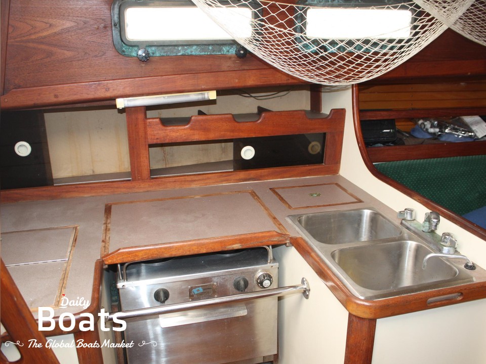 1984 C.E. Ryder Sea Sprite 34 for sale. View price, photos and Buy 1984 ...