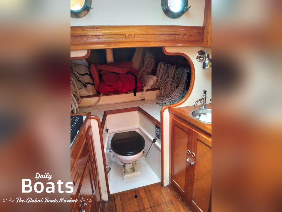 1990 Cape George 36 for sale. View price, photos and Buy 1990 Cape ...