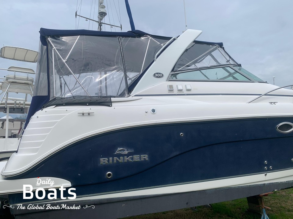 2007 Rinker 300 Express Cruiser for sale. View price, photos and Buy ...