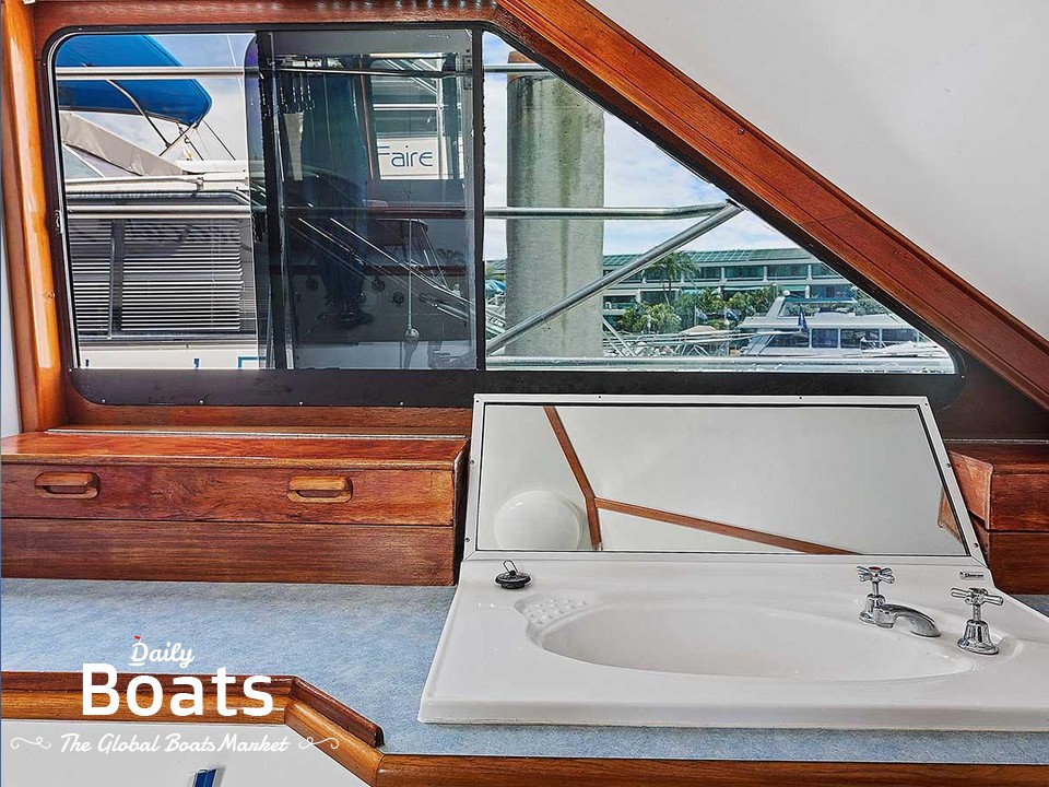 2004 Custom 50Ft Expedition Cat for sale. View price, photos and Buy ...