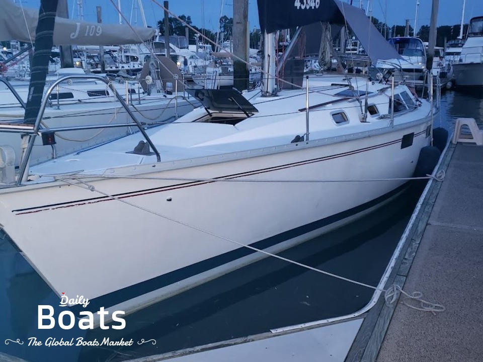 1993 Hunter 35.5 for sale. View price, photos and Buy 1993 Hunter 35.5 ...