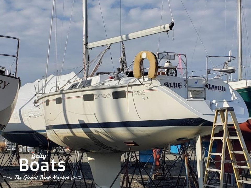 1993 Hunter 35.5 for sale. View price, photos and Buy 1993 Hunter 35.5 ...