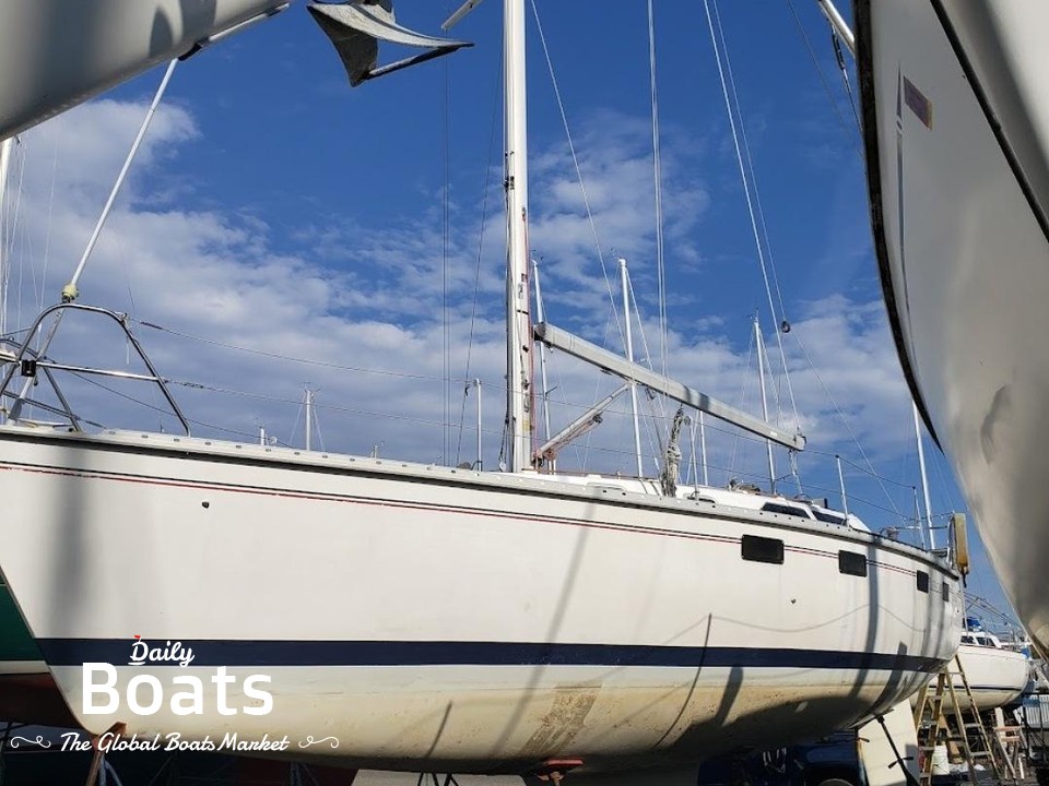 1993 Hunter 35.5 for sale. View price, photos and Buy 1993 Hunter 35.5 ...