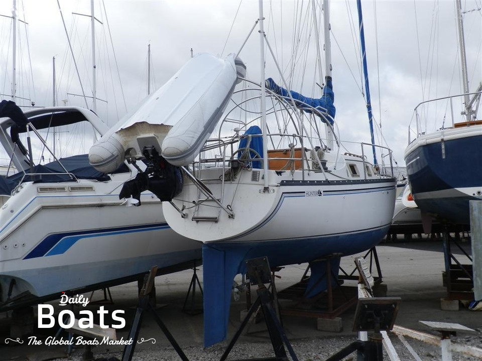 1981 Hunter 30 for sale. View price, photos and Buy 1981 Hunter 30 #290946