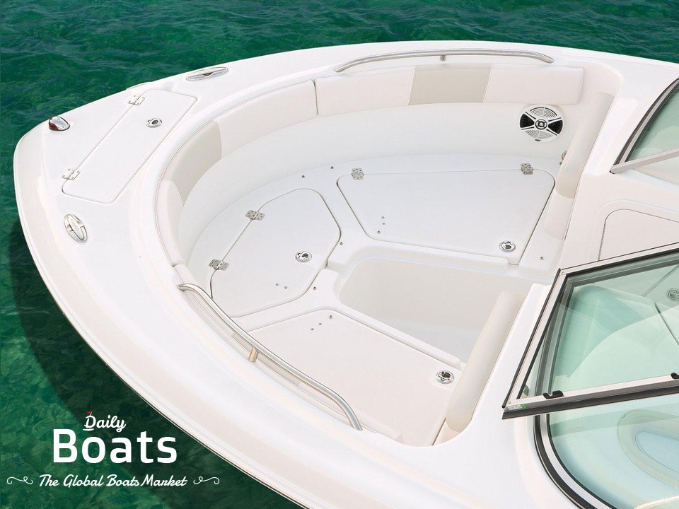 2018 Robalo R227 Dual Console for sale. View price, photos and Buy 2018 ...