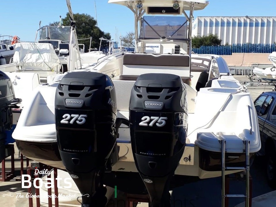 2010 Ranieri 32 for sale. View price, photos and Buy 2010 Ranieri 32 ...