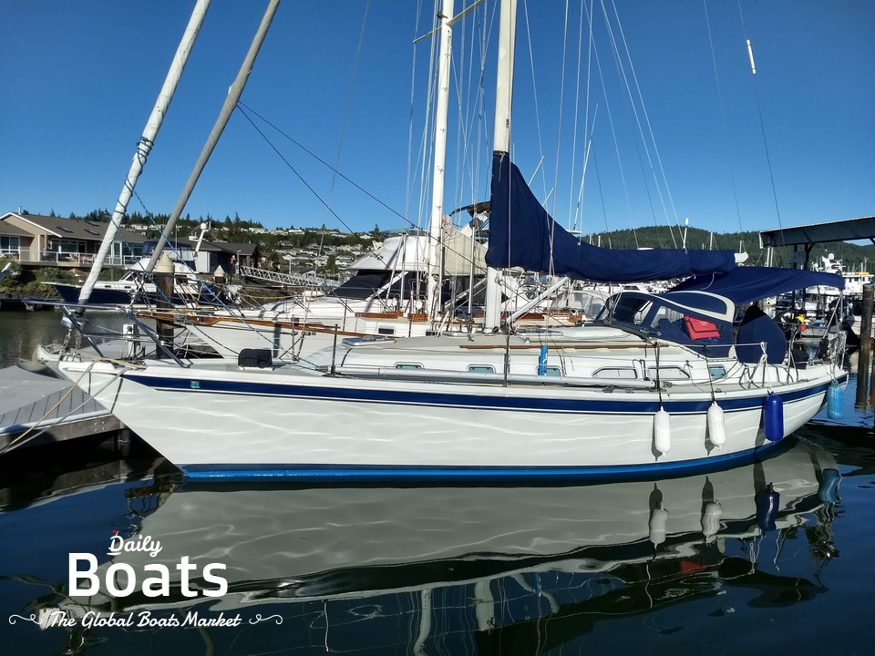 1988 Ericson 38-200 for sale. View price, photos and Buy 1988 Ericson ...