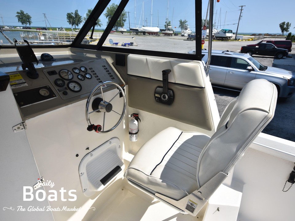 1999 Bayliner 2452 Ciera for sale. View price, photos and Buy 1999 ...