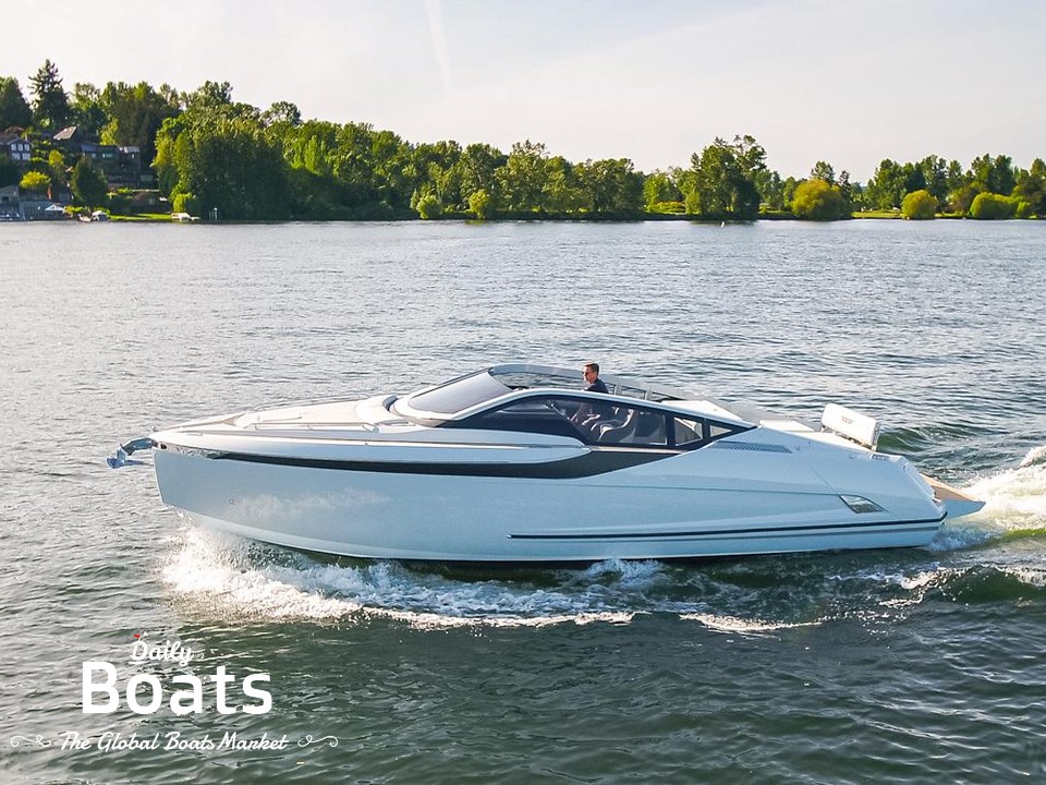 2021 Fairline F//Line 33 for sale. View price, photos and Buy 2021 ...