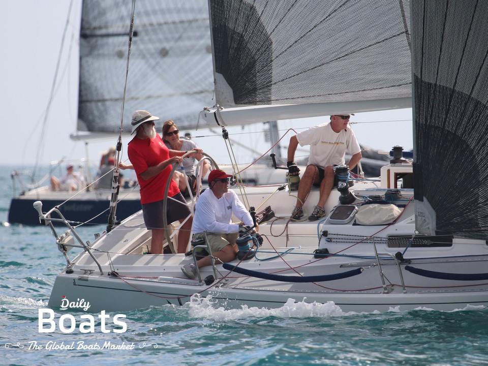 1999 J Boats J/120 for sale. View price, photos and Buy 1999 J Boats J ...