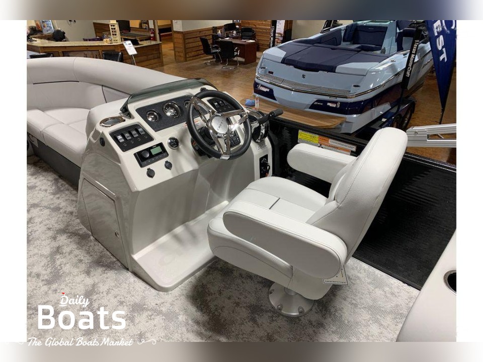 2022 Crest Classic Lx 200 for sale. View price, photos and Buy 2022 ...