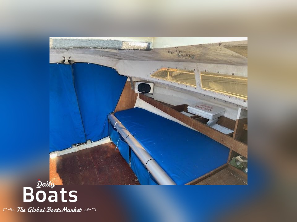 1984 Mirage Yachts Kirby 30 for sale. View price, photos and Buy 1984 ...