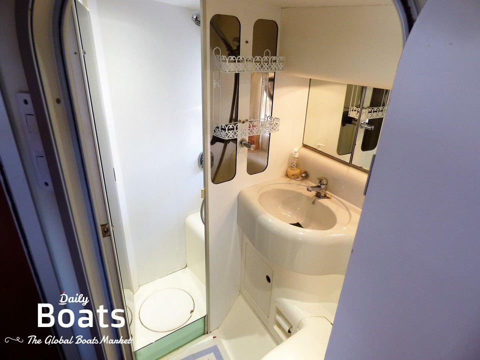 1992 Princess 368 Fly for sale. View price, photos and Buy 1992 ...